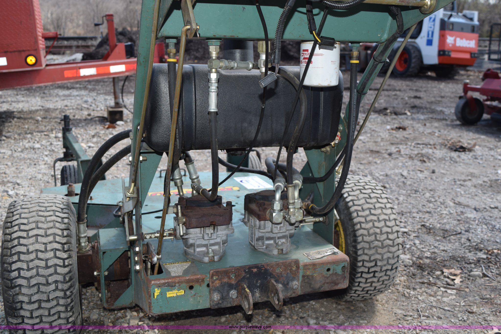 Bunton riding lawn mower in Shawnee, KS | Item K2466 sold | Purple Wave