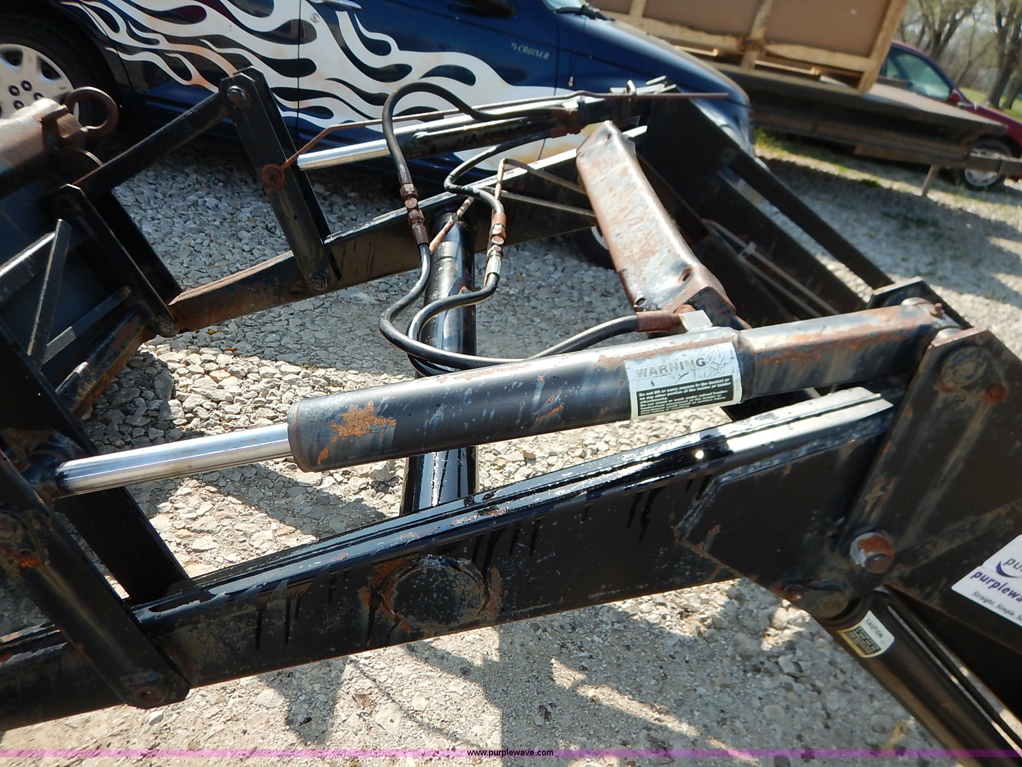 Memo ML360 self-leveling tractor loader in Osawatomie, KS | Item K7380 ...