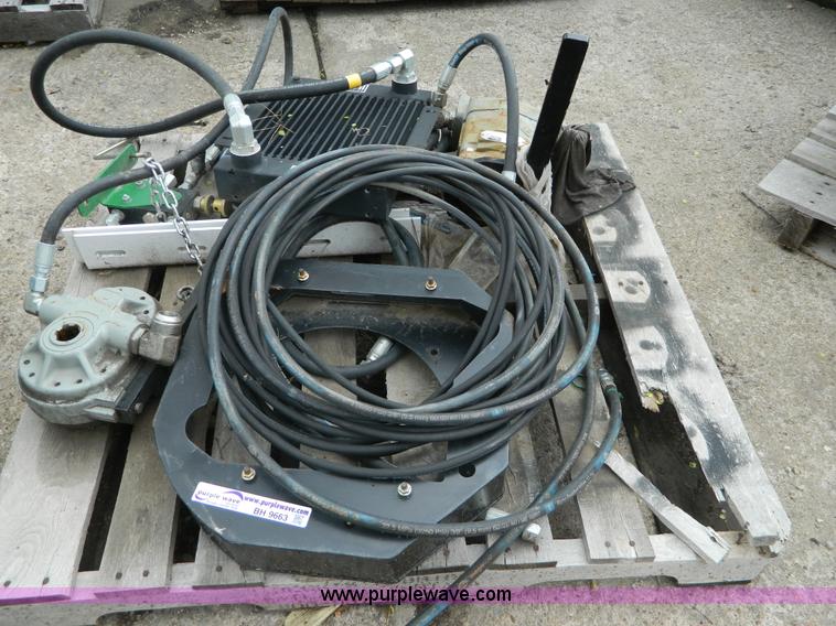 Hydrualic 540 PTO pump in Assaria, KS | Item BH9663 sold | Purple Wave