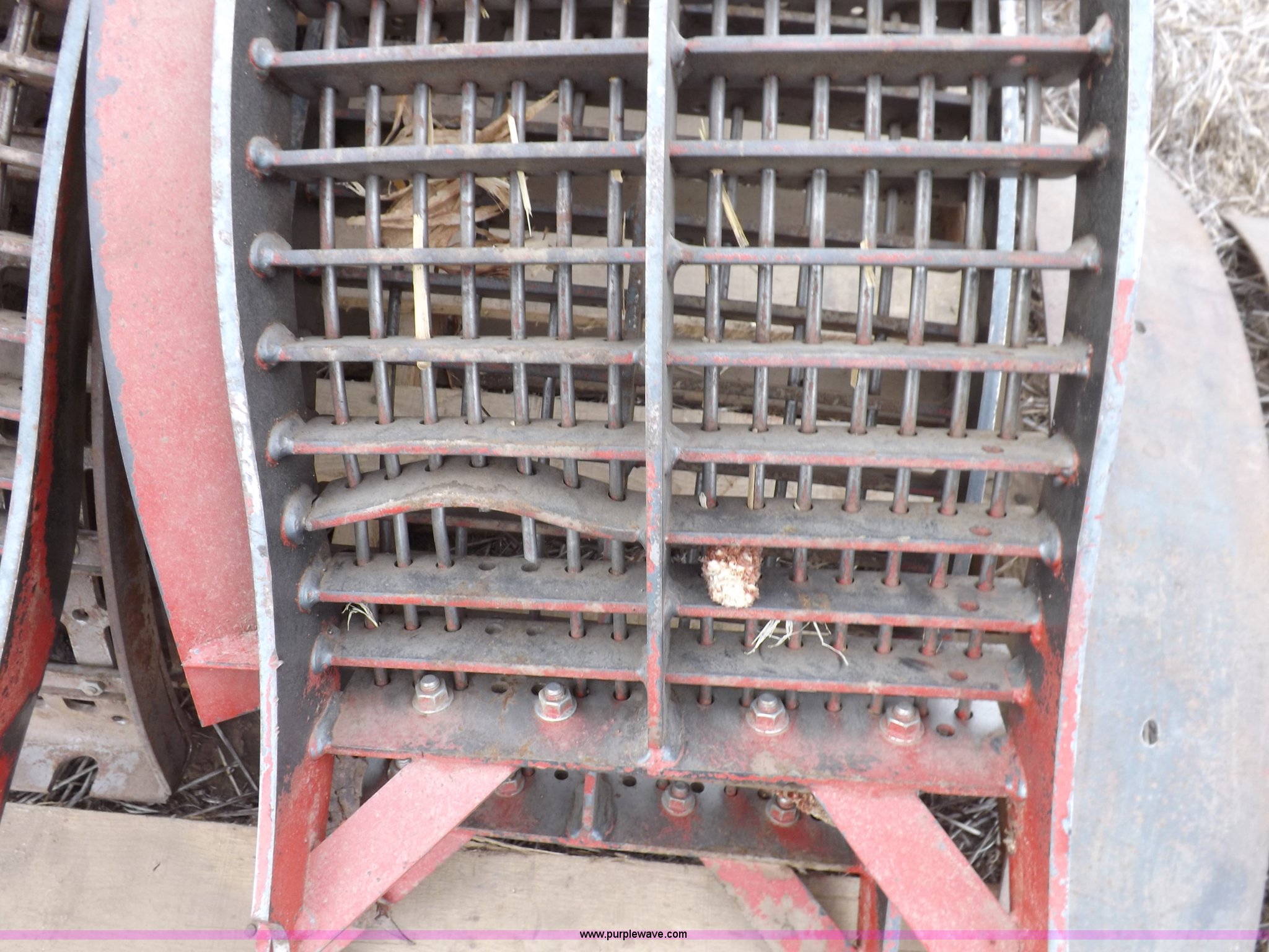 Case IH large wire concave set in Garden City, KS | Item K3826 sold ...
