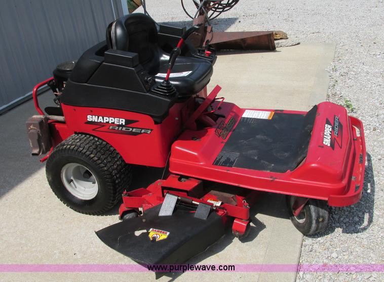 Snapper ZTR lawn mower in Butler, MO | Item B2940 sold | Purple Wave