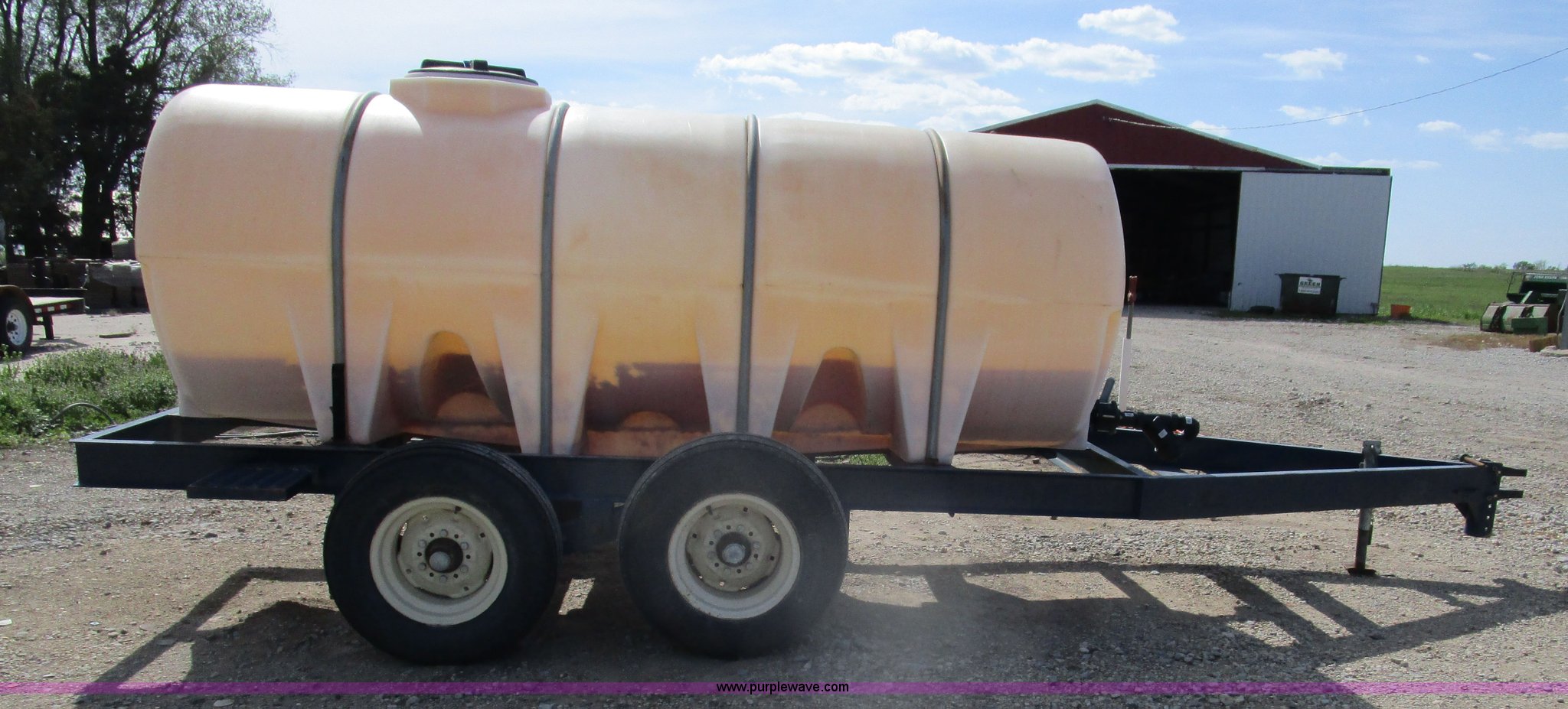 Schaben poly tank trailer in Elsmore, KS | Item D2425 sold | Purple Wave