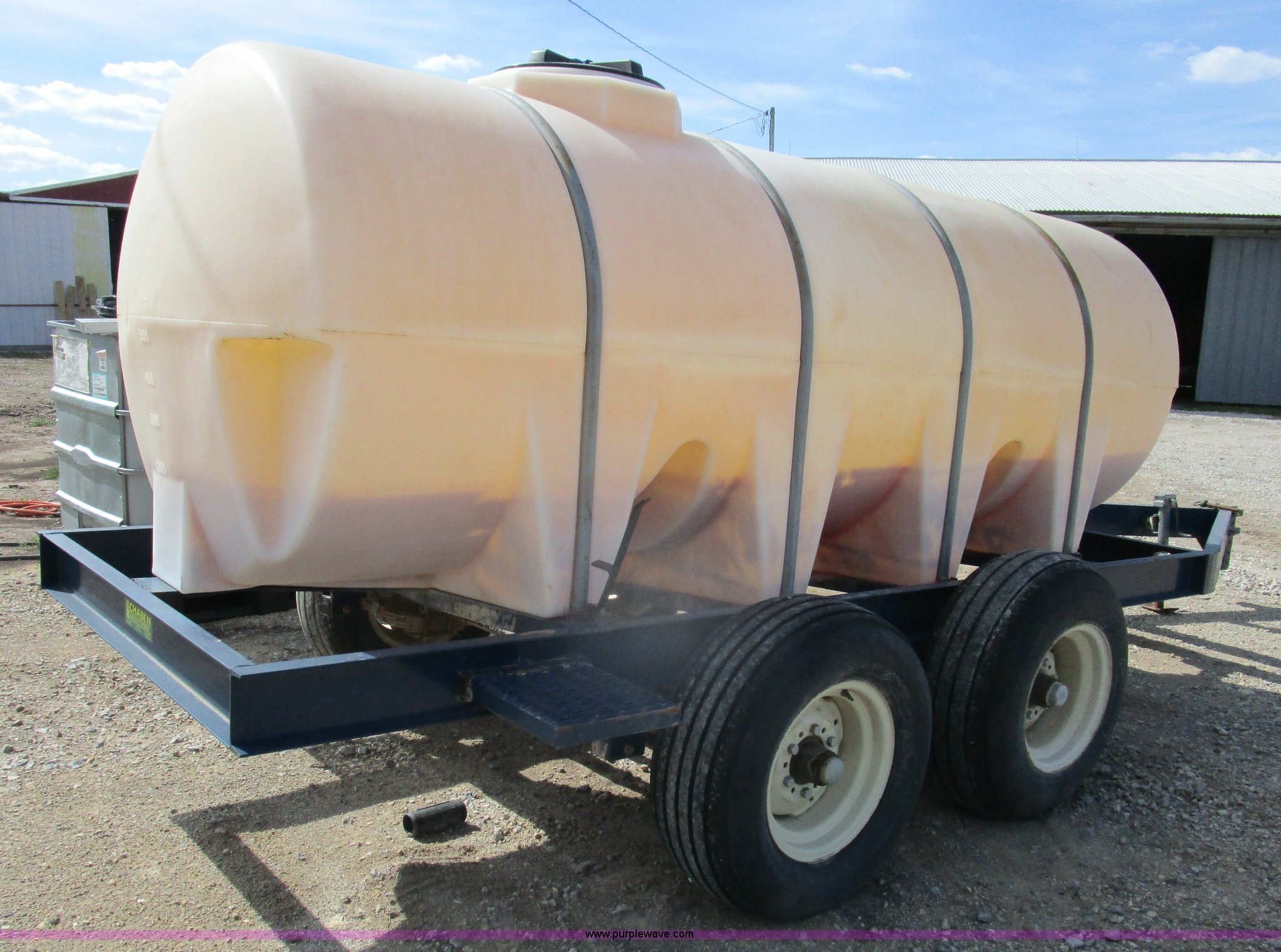 Schaben poly tank trailer in Elsmore, KS | Item D2425 sold | Purple Wave