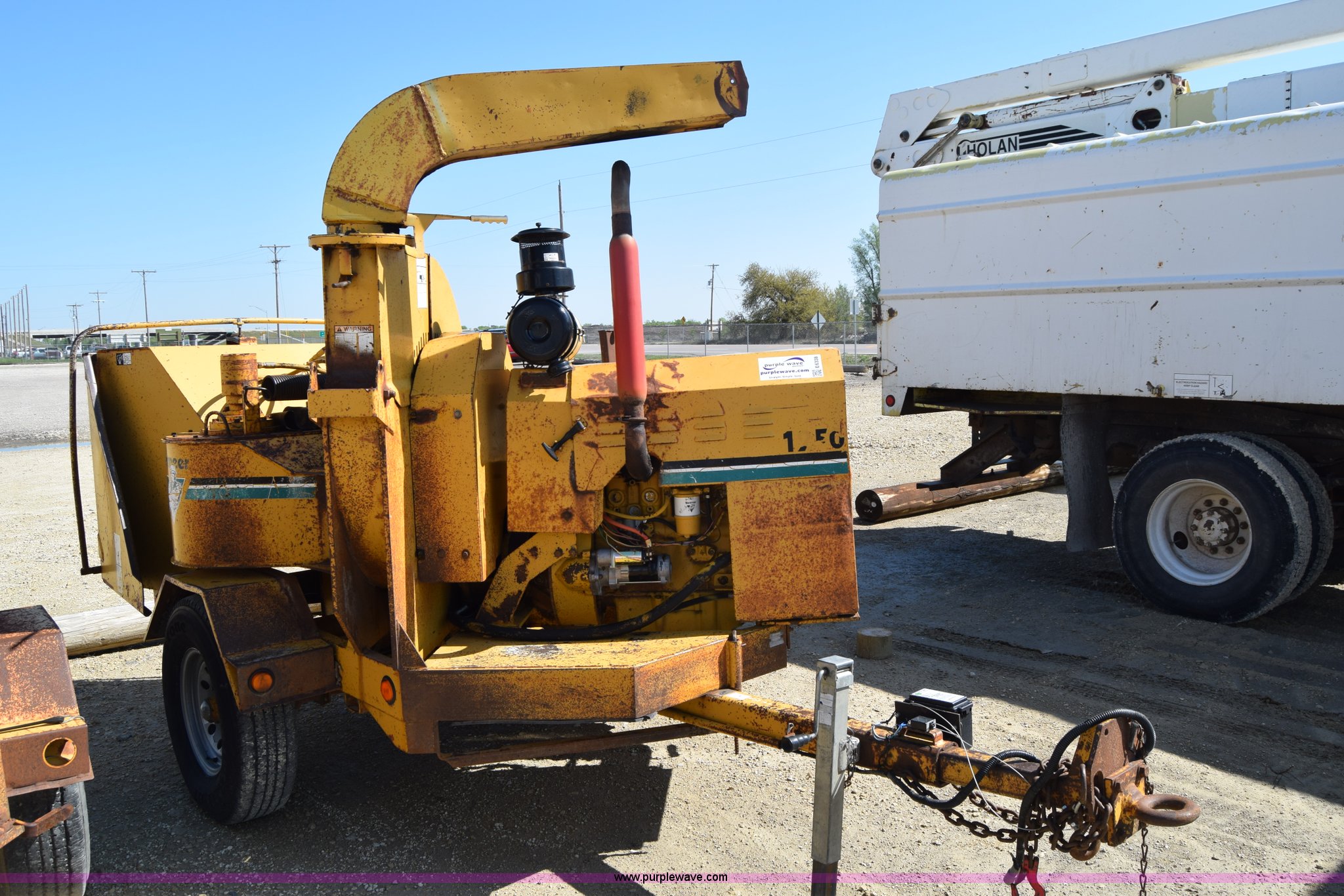 1993 Vermeer 1250 chipper in Hutchinson, KS | Item E6338 sold | Purple Wave
