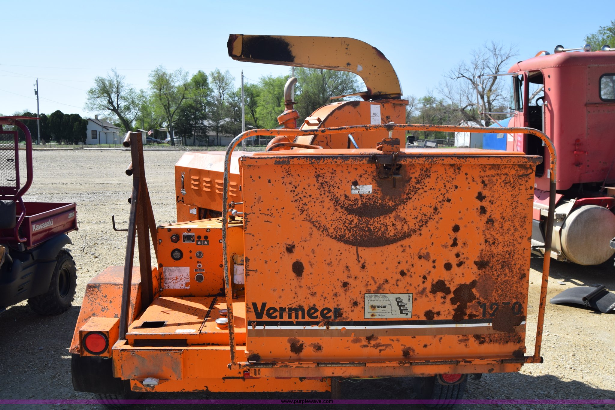 1992 Vermeer 1250 chipper in Hutchinson, KS | Item E6342 sold | Purple Wave