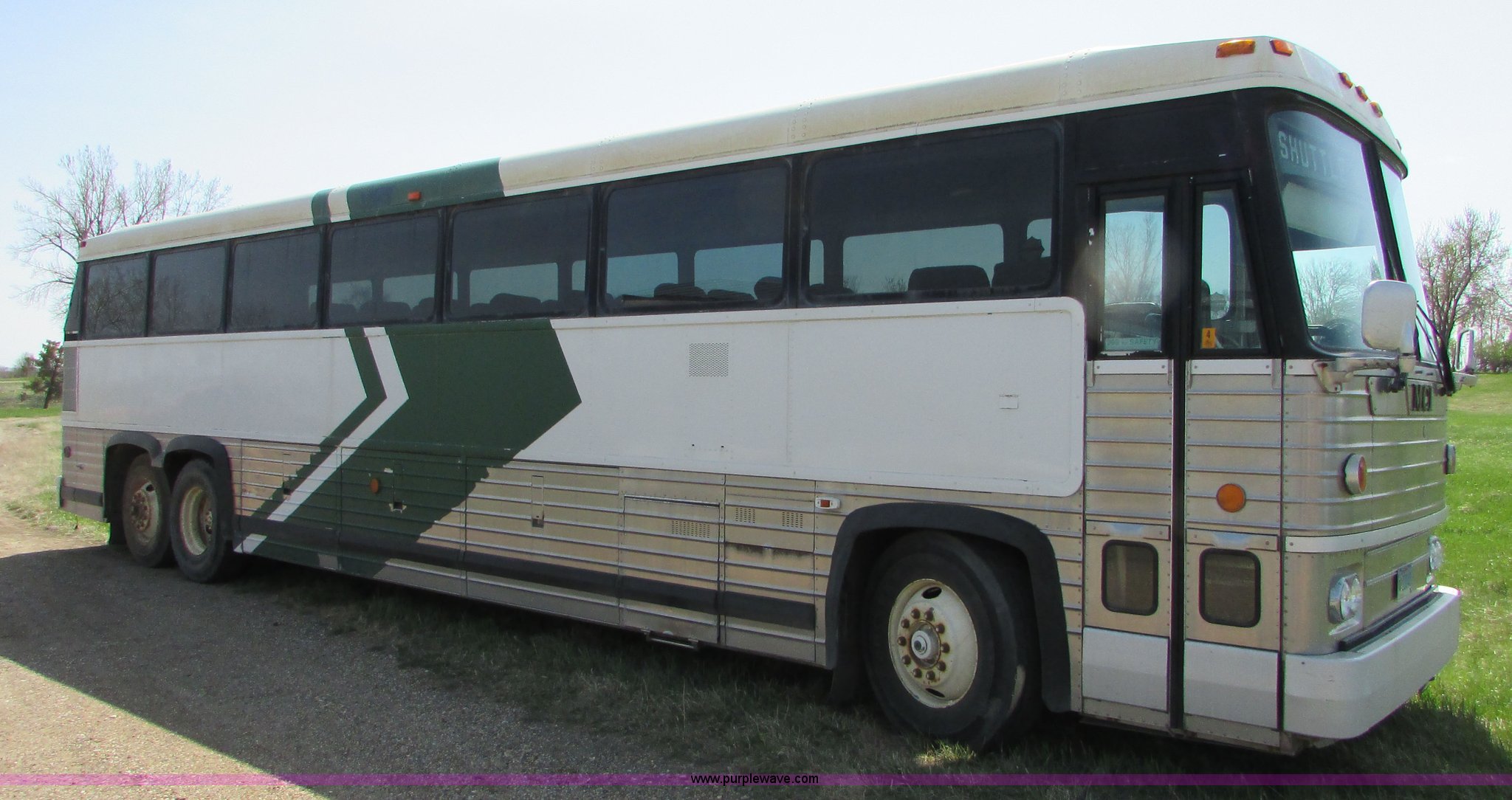 1982 MCI Crusader II bus | Item K2569 | 6-2-2015