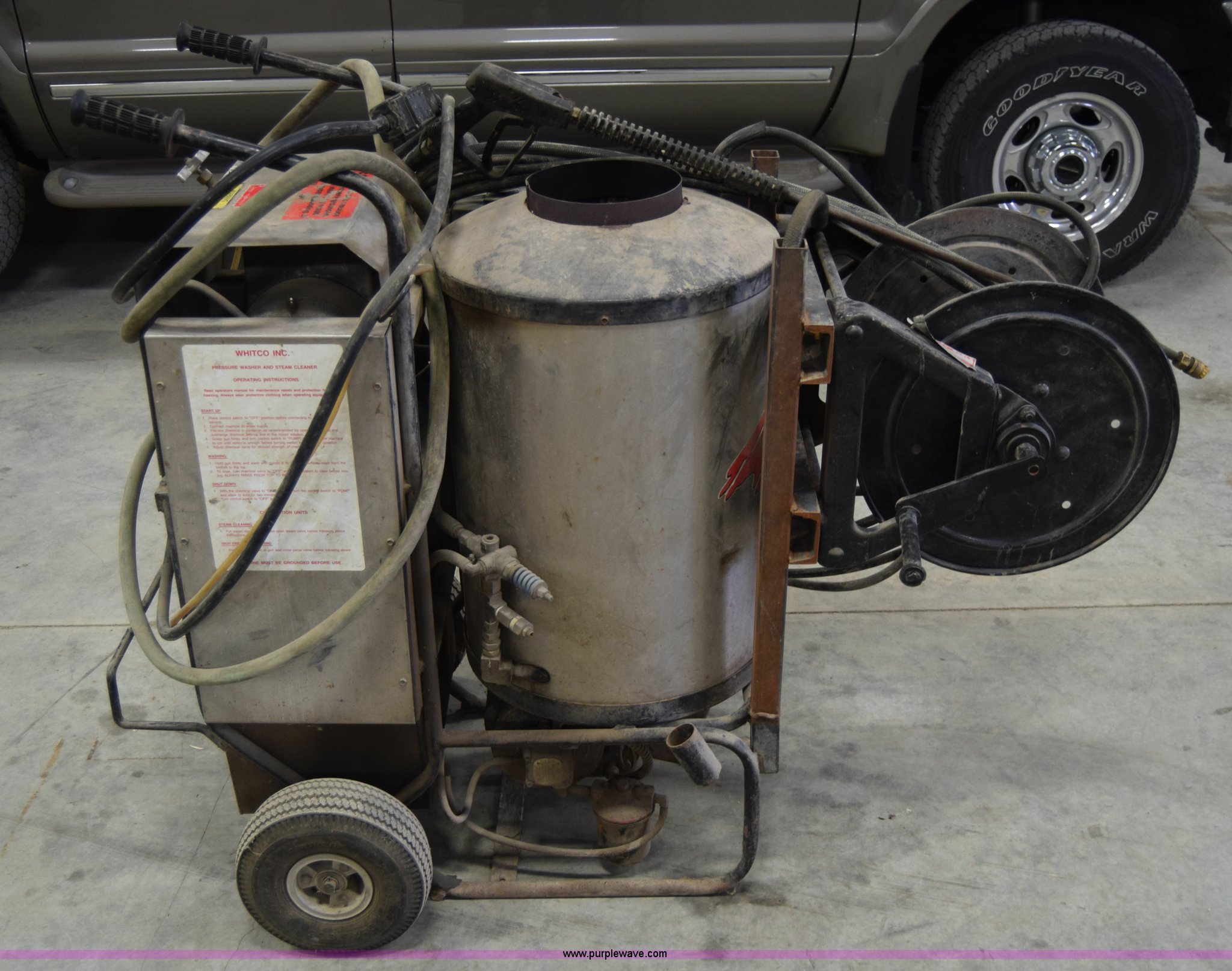 Whitco 423 pressure washer in Benton, KS | Item BQ9672 sold | Purple Wave