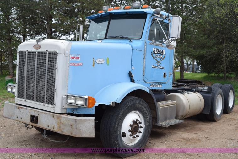 1994 Peterbilt 378 semi truck in Munden, KS | Item H5133 sold | Purple Wave
