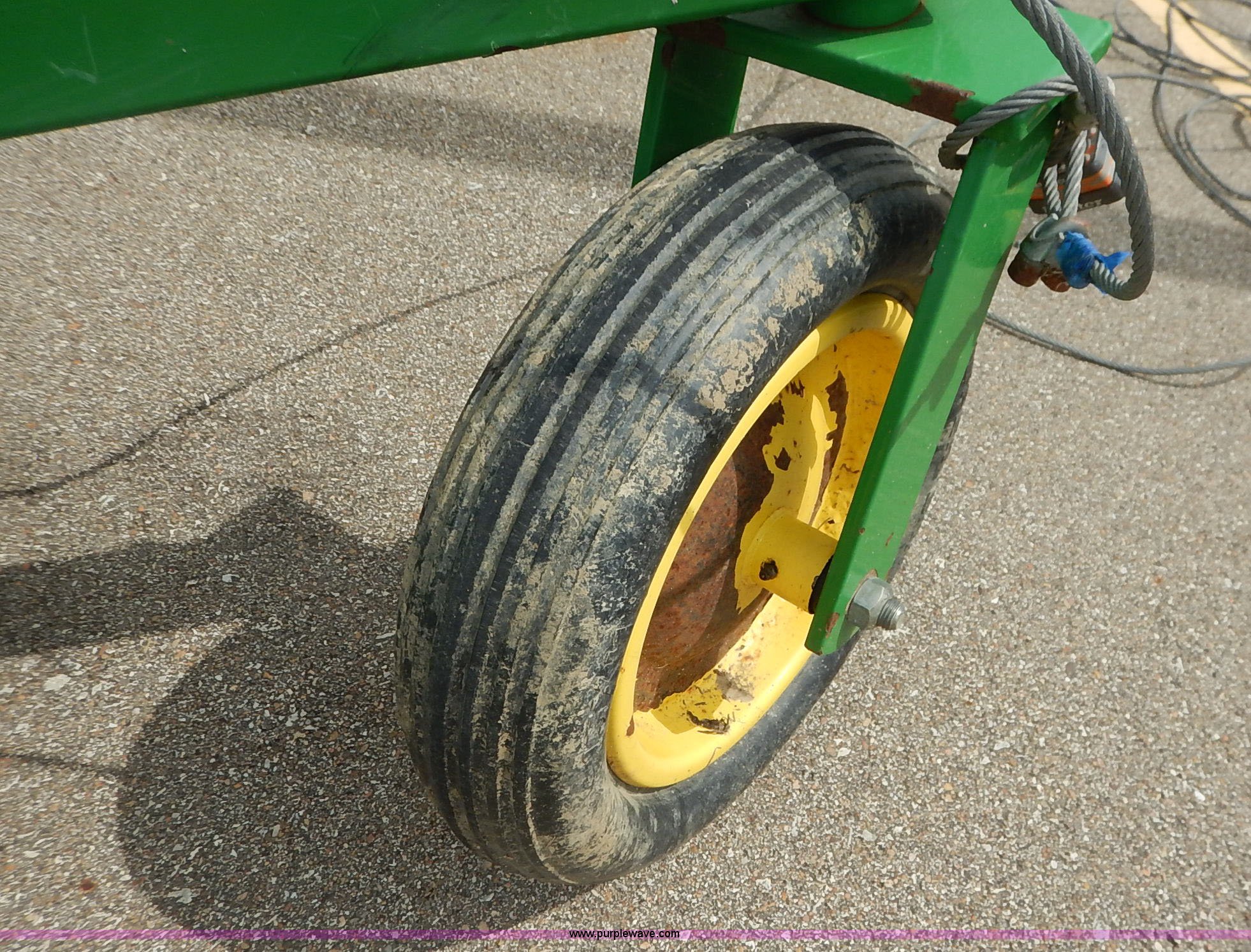 John Deere LX4 rotary mower in Manhattan, KS | Item BC9448 sold ...