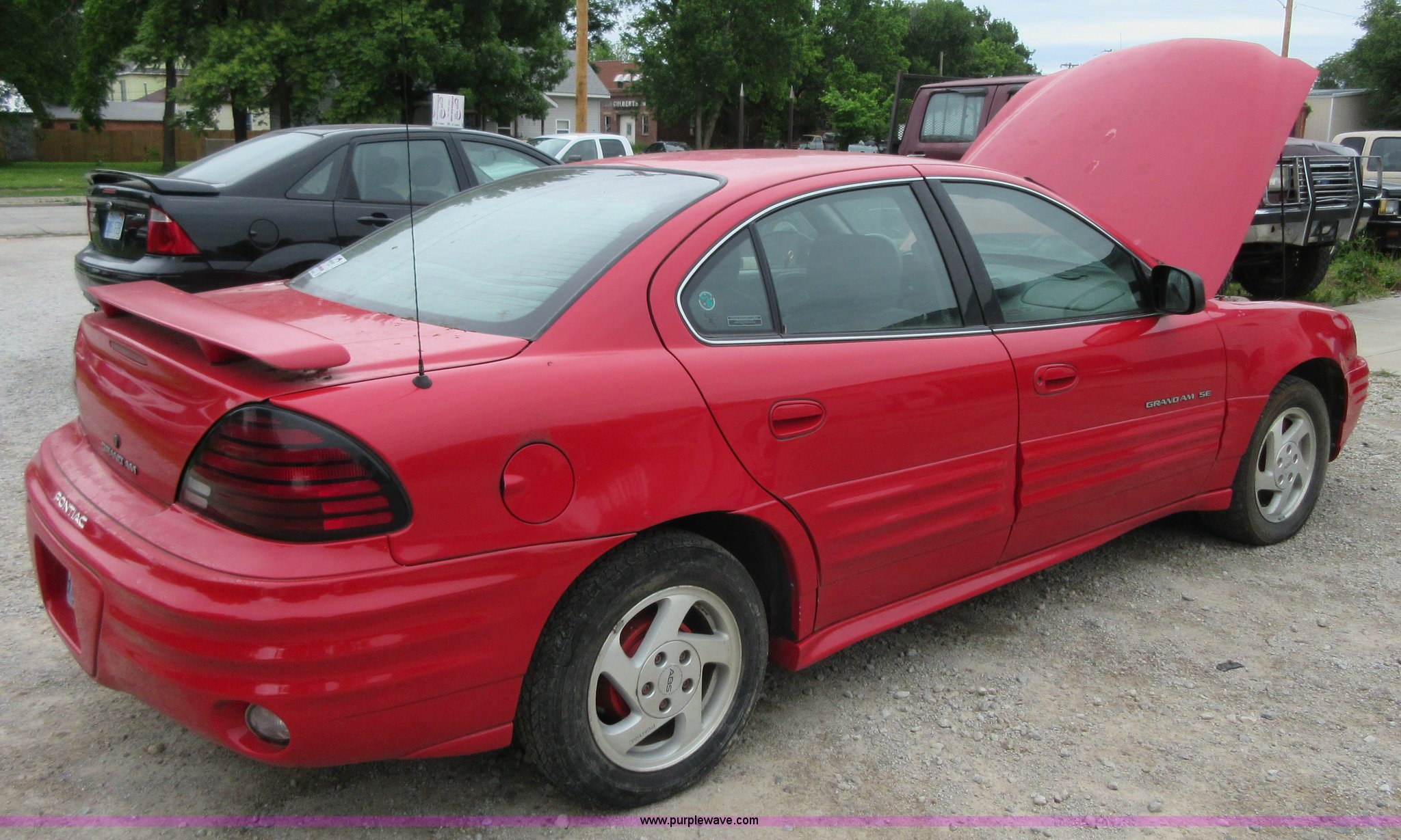 2000 Pontiac Grand AM SE1 in Fredonia, KS | Item D2462 sold | Purple Wave