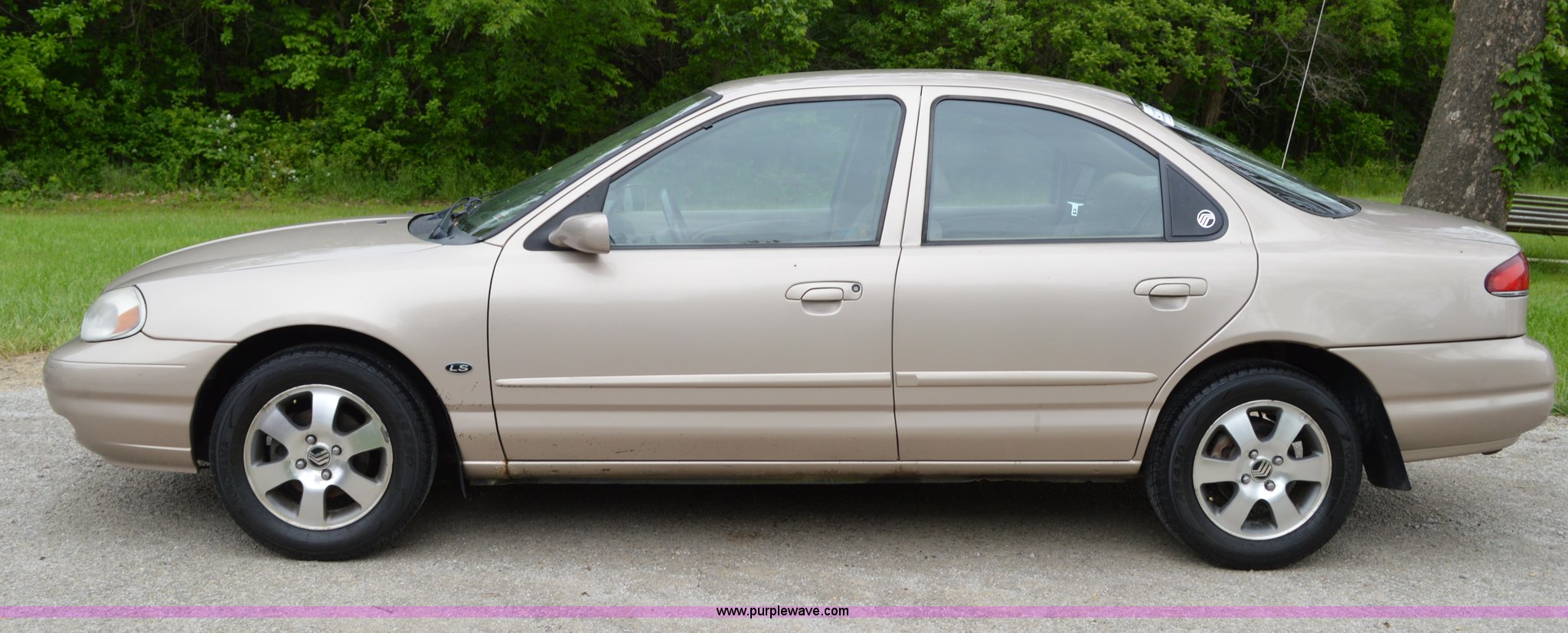 1998 Mercury Mystique LS in Lone Jack, MO | Item G3569 sold | Purple Wave