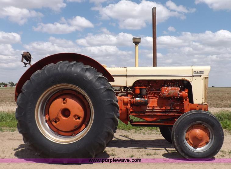 1959 Case 900B tractor in Jetmore, KS | Item K3976 sold | Purple Wave