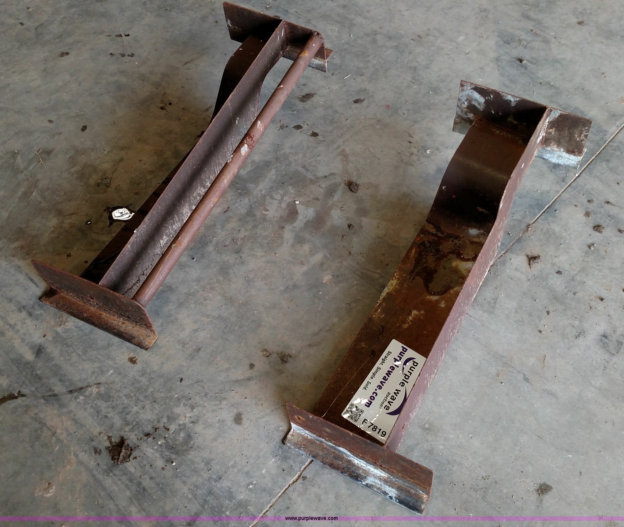 (2) curb mule forms in Cunningham, KS | Item F7819 sold | Purple Wave