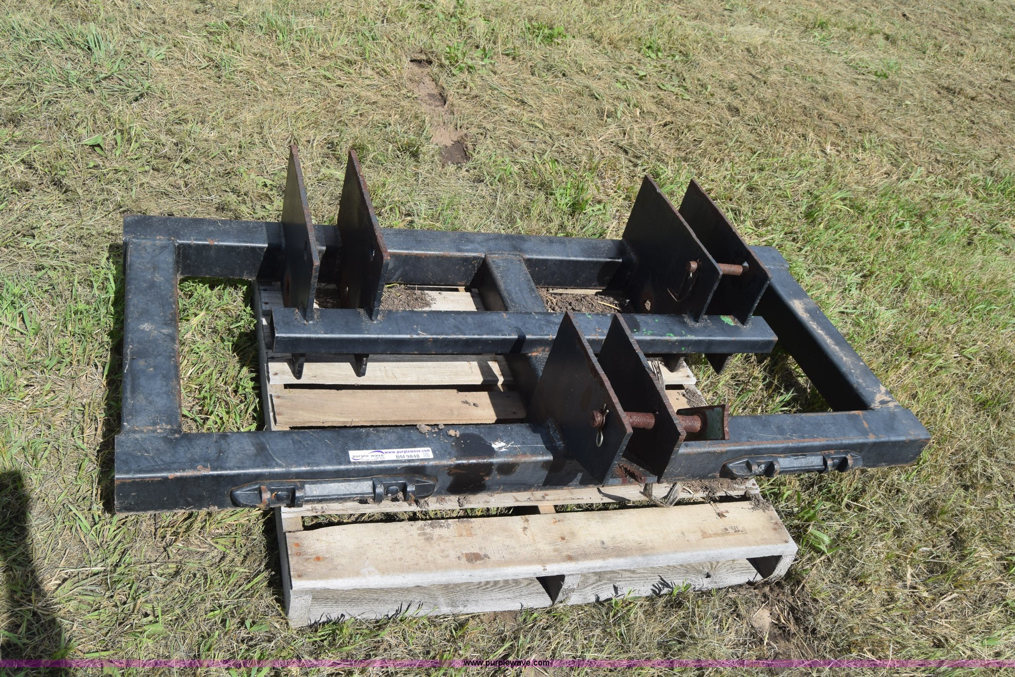 Header attachment in Chase, KS | Item BM9848 sold | Purple Wave