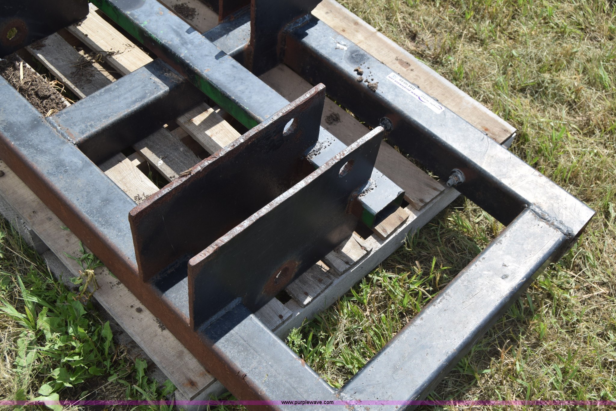 Header attachment in Chase, KS | Item BM9848 sold | Purple Wave