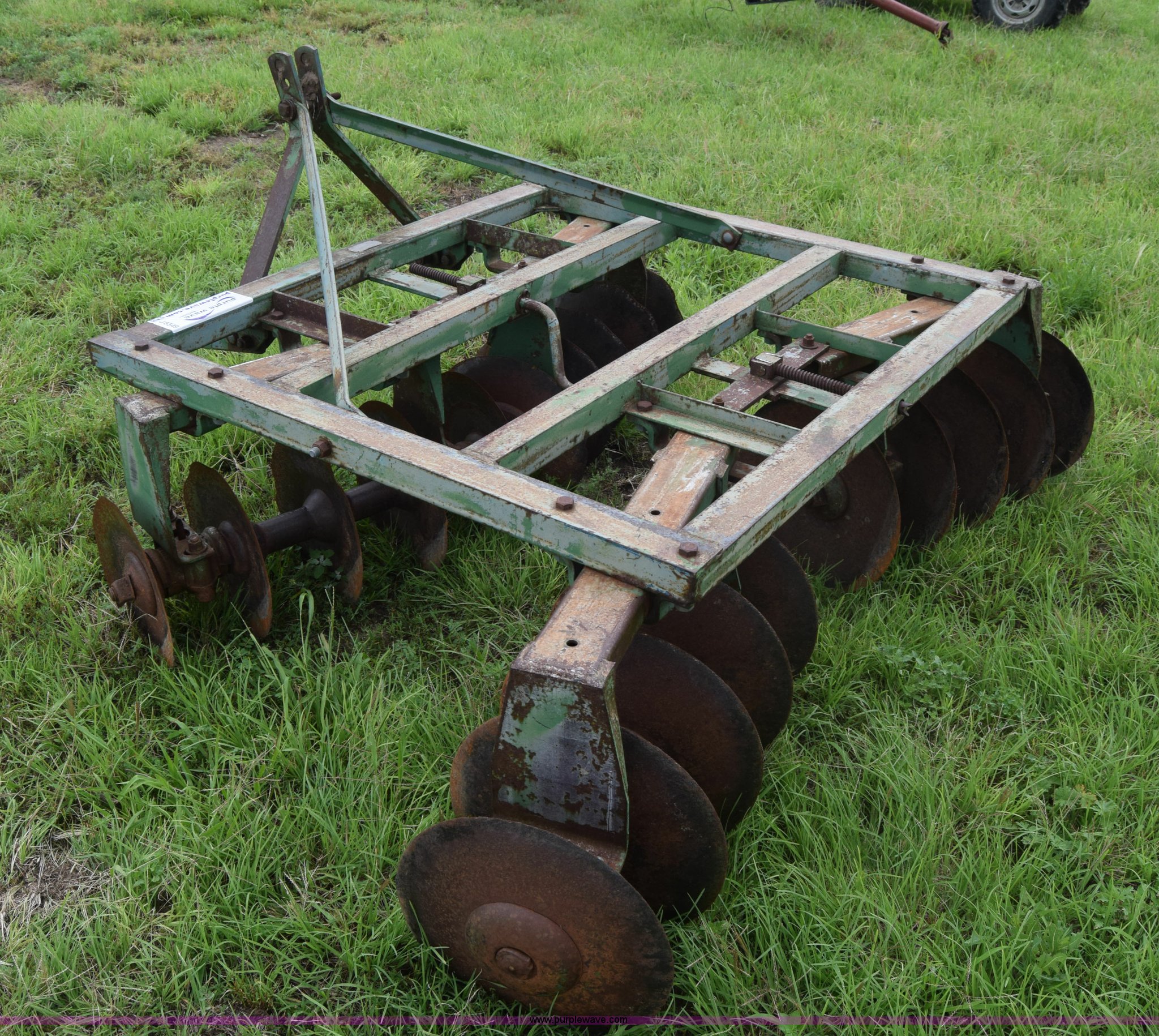 Burch disk in Sedgwick, KS | Item J6549 sold | Purple Wave