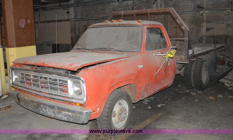 1974 Dodge Ram D30 flatbed pickup truck in Kansas City, MO | Item I2854 ...