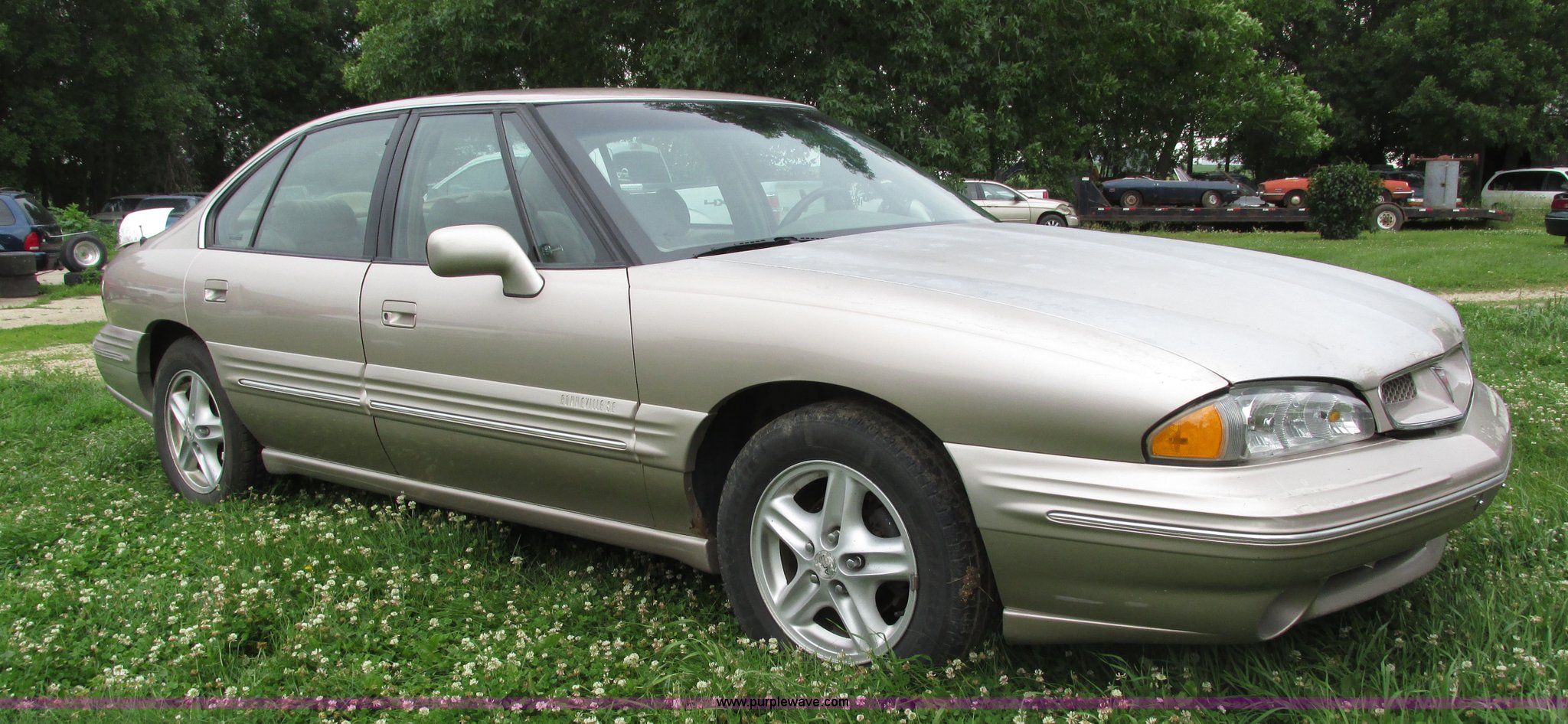 1999 Pontiac Bonneville Se In Primghar Ia Item H4591 Sold Purple Wave