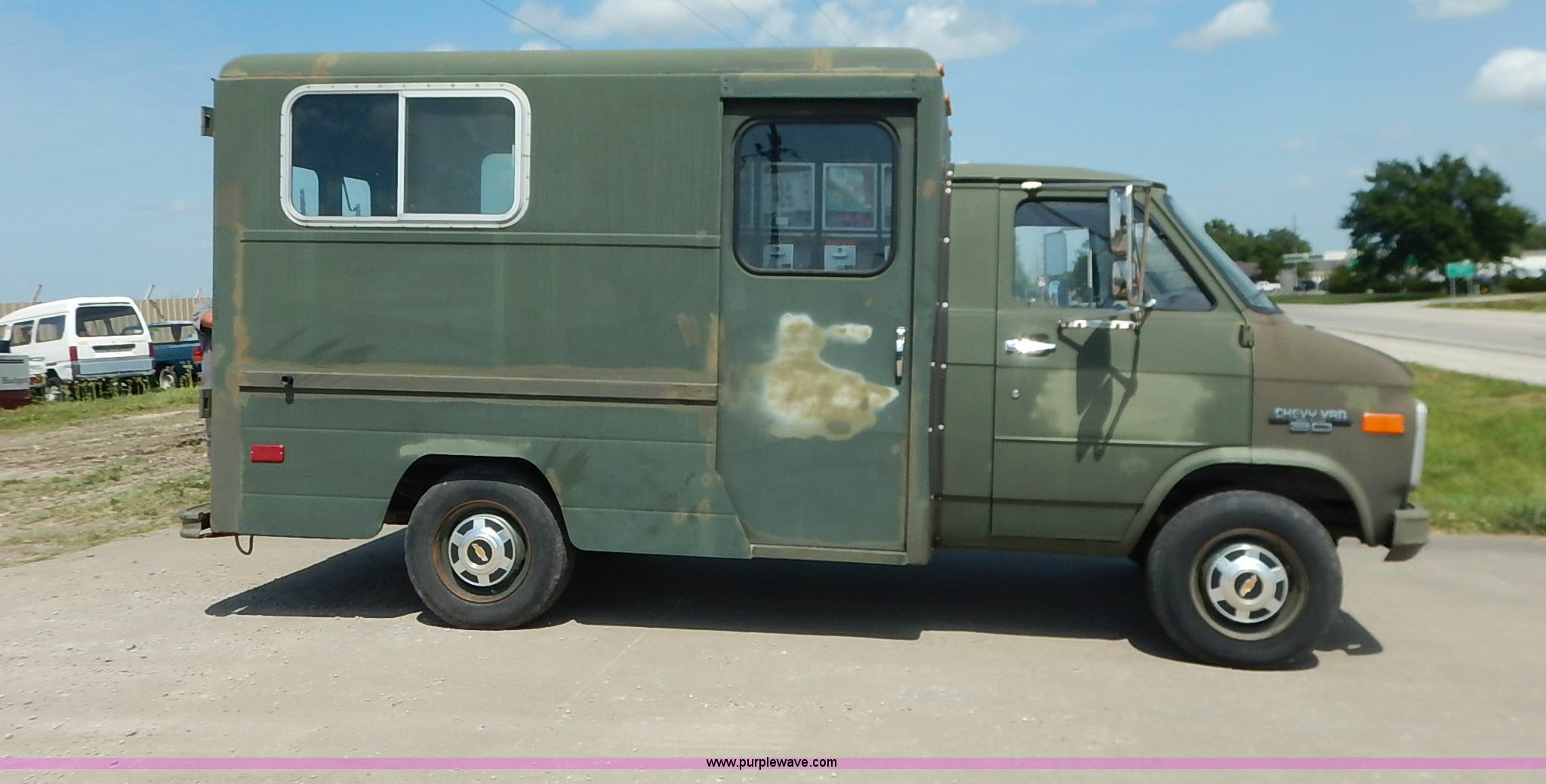 1986 Chevrolet G30 cargo van in Paola, KS | Item J3821 sold | Purple Wave