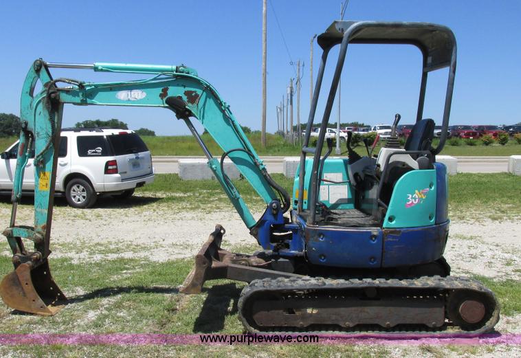 1999 IHI 30NX compact excavator in Columbia, MO | Item K2153 sold | Purple Wave