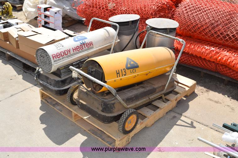 (4) heaters in Salina, KS | Item BG9932 sold | Purple Wave