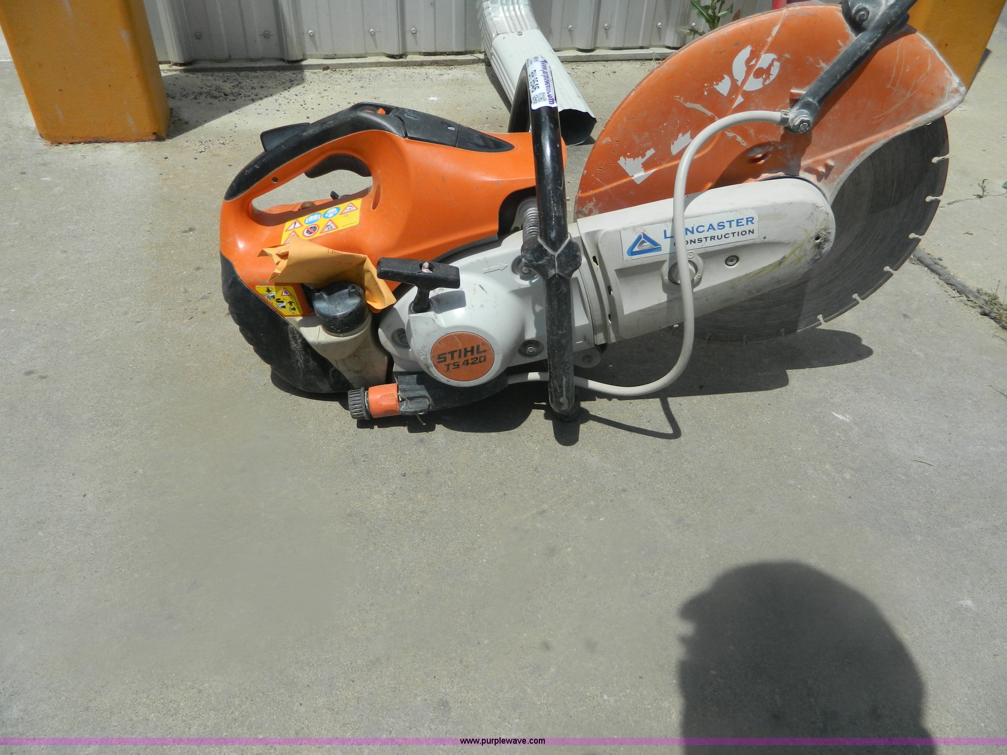Stihl TS420 concrete saw in Salina, KS | Item BH9546 sold | Purple Wave