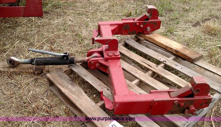 Three point quick attach in Udall, KS | Item F7954 sold | Purple Wave