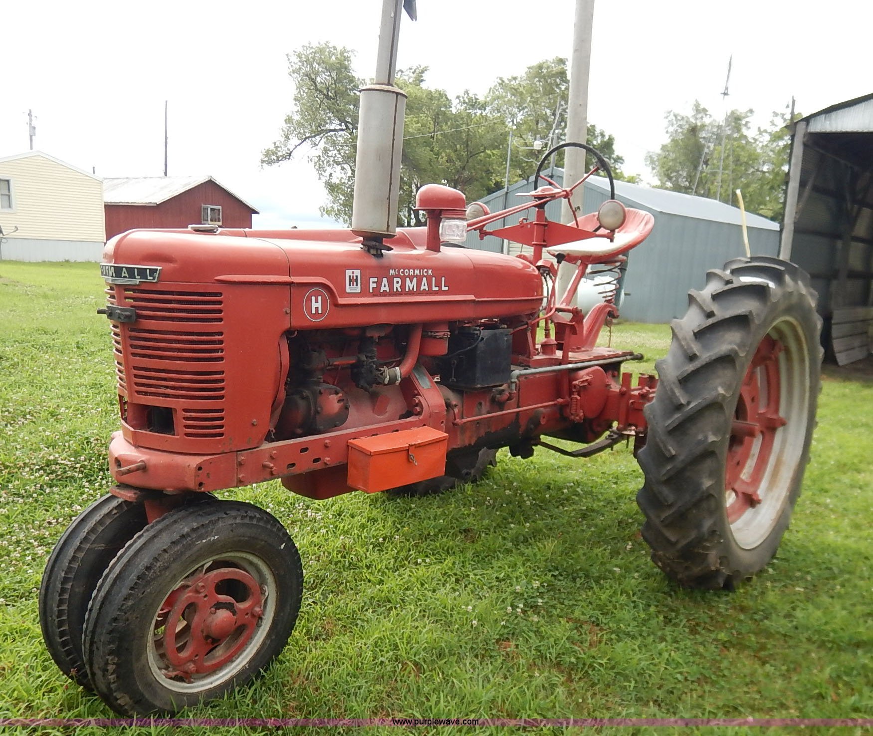 1948 Farmall H tractor in Abilene, KS | Item BC9341 sold | Purple Wave
