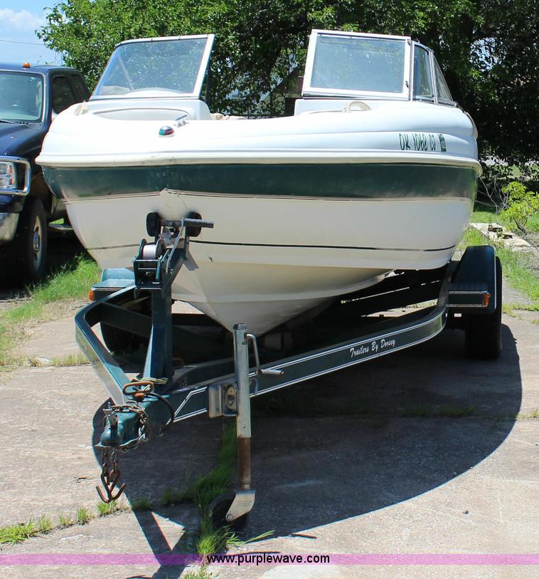 1997 Rinker 182 boat in Stroud, OK | Item I1635 sold | Purple Wave