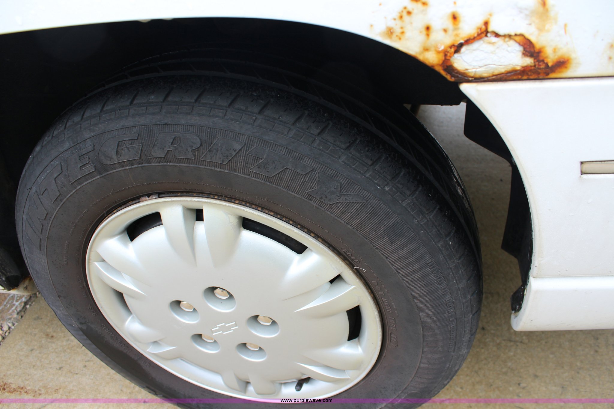 1996 Chevrolet Lumina in Olathe, KS | Item J5904 sold | Purple Wave