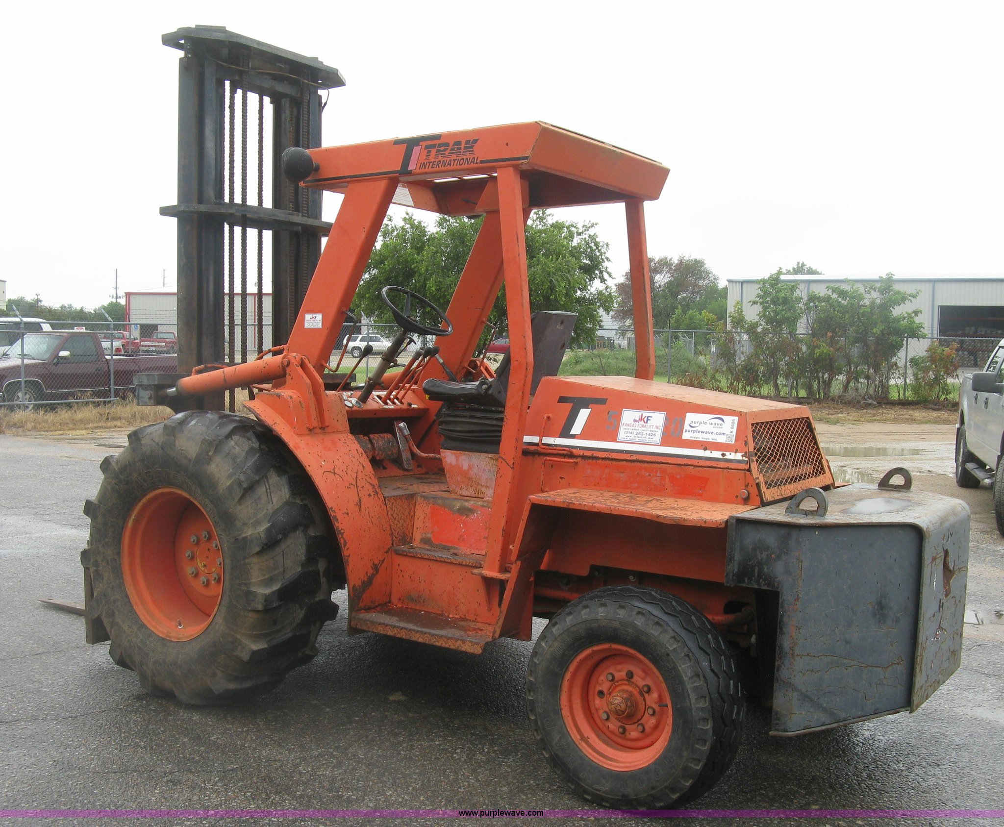 Trak International 6430 forklift in Wichita, KS | Item K8686 sold ...