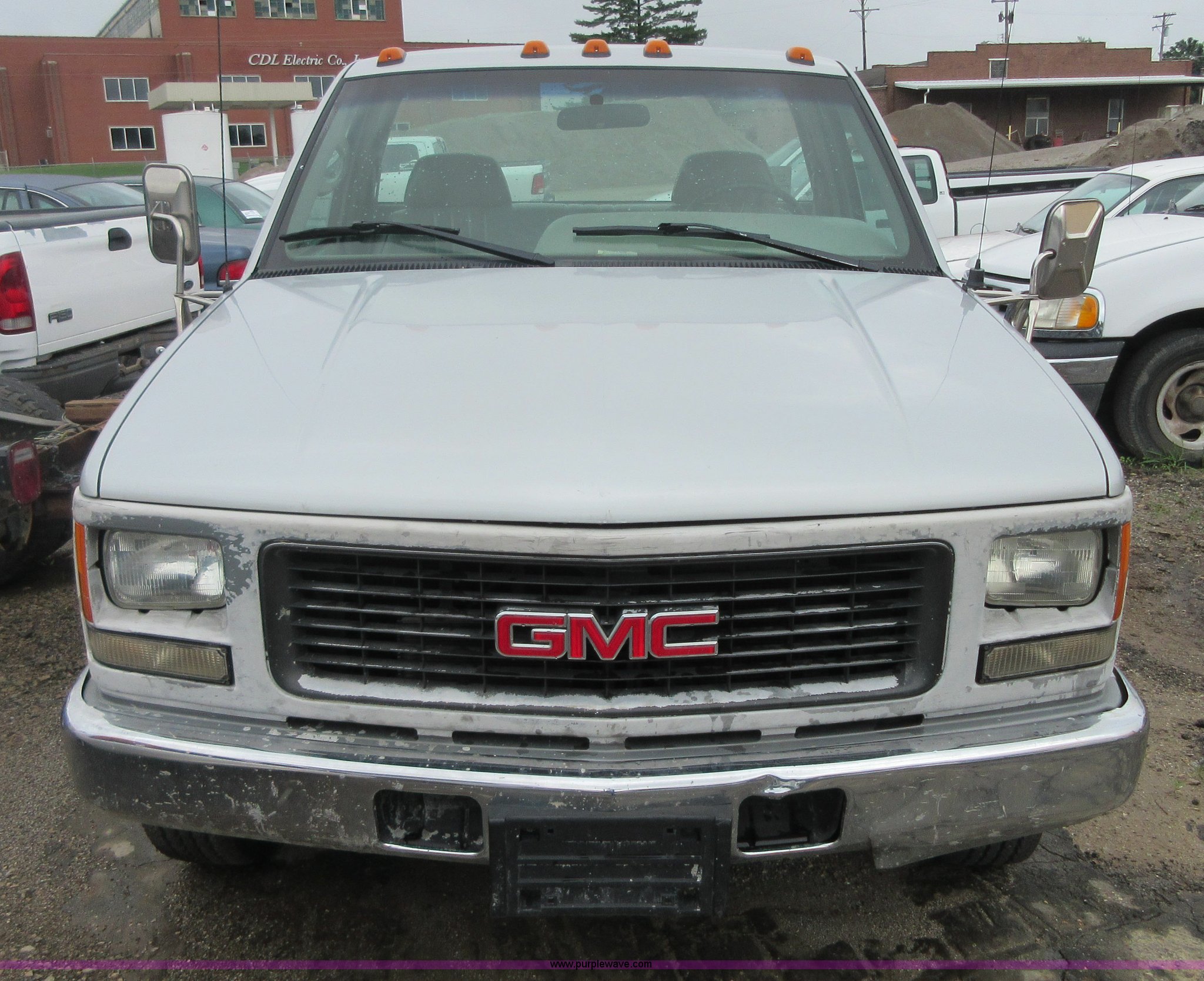 1996 GMC 3500 pickup truck cab and chassis in Pittsburg , KS | Item ...