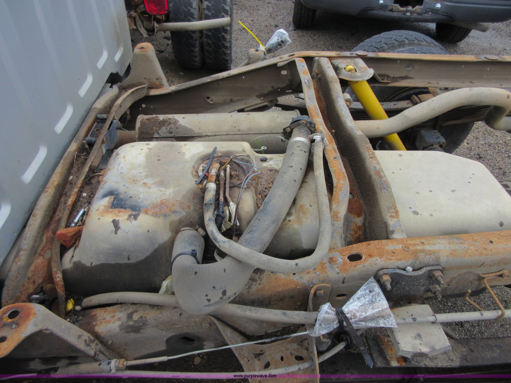 1996 GMC 3500 pickup truck cab and chassis in Pittsburg , KS | Item ...