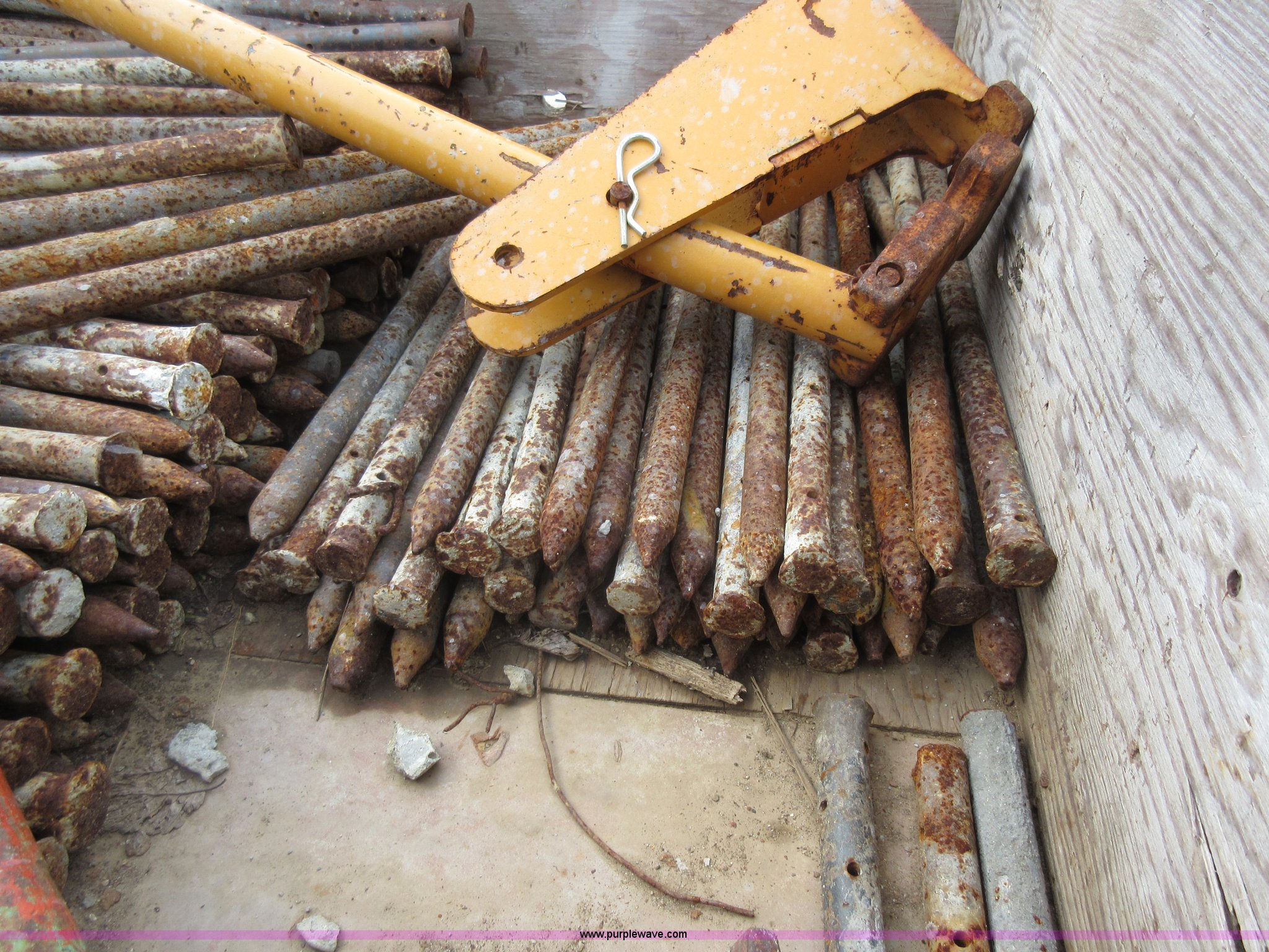 Approximately 180 concrete forming pins in Topeka, KS | Item AO9010 ...