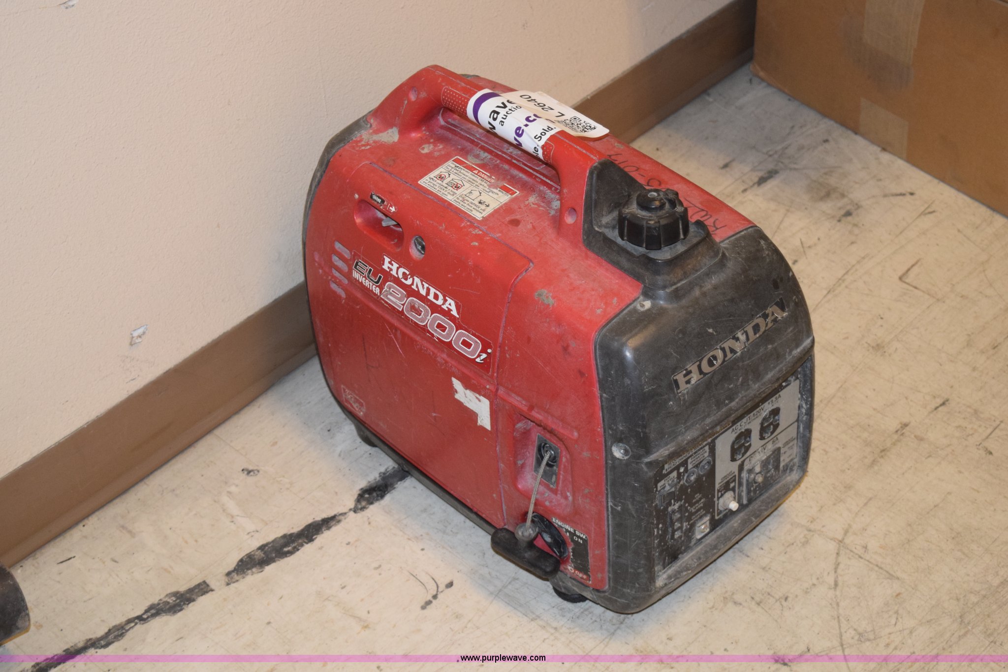 Honda EU2000 generator in East Grand Forks, MN | Item L2640 sold ...