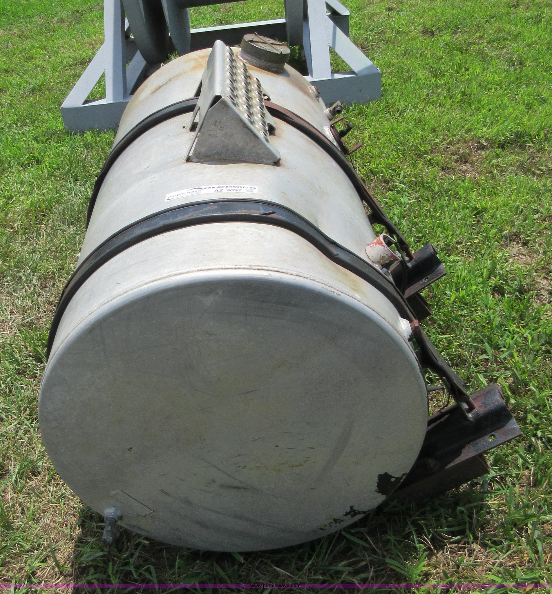 Approximately 100 gallon aluminum fuel tank in Edna, KS | Item AZ9097 ...