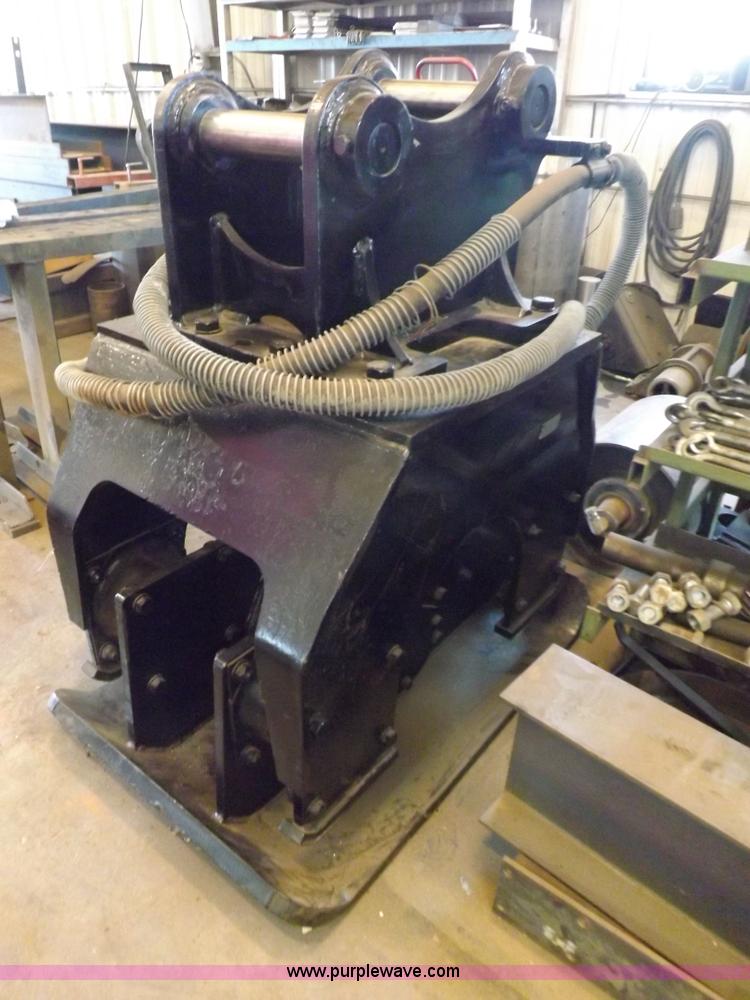 Caterpillar CVP75 vibratory plate compactor in Ness City, KS | Item ...