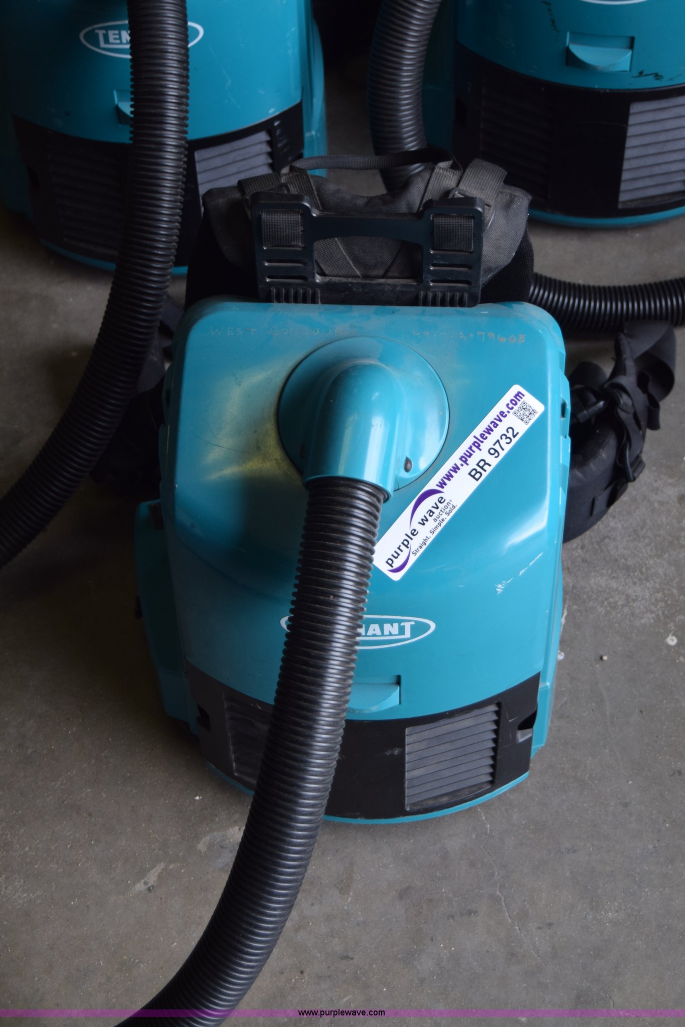 (3) Tennant 3090 backpack blowers in Wichita, KS | Item BR9732 sold ...