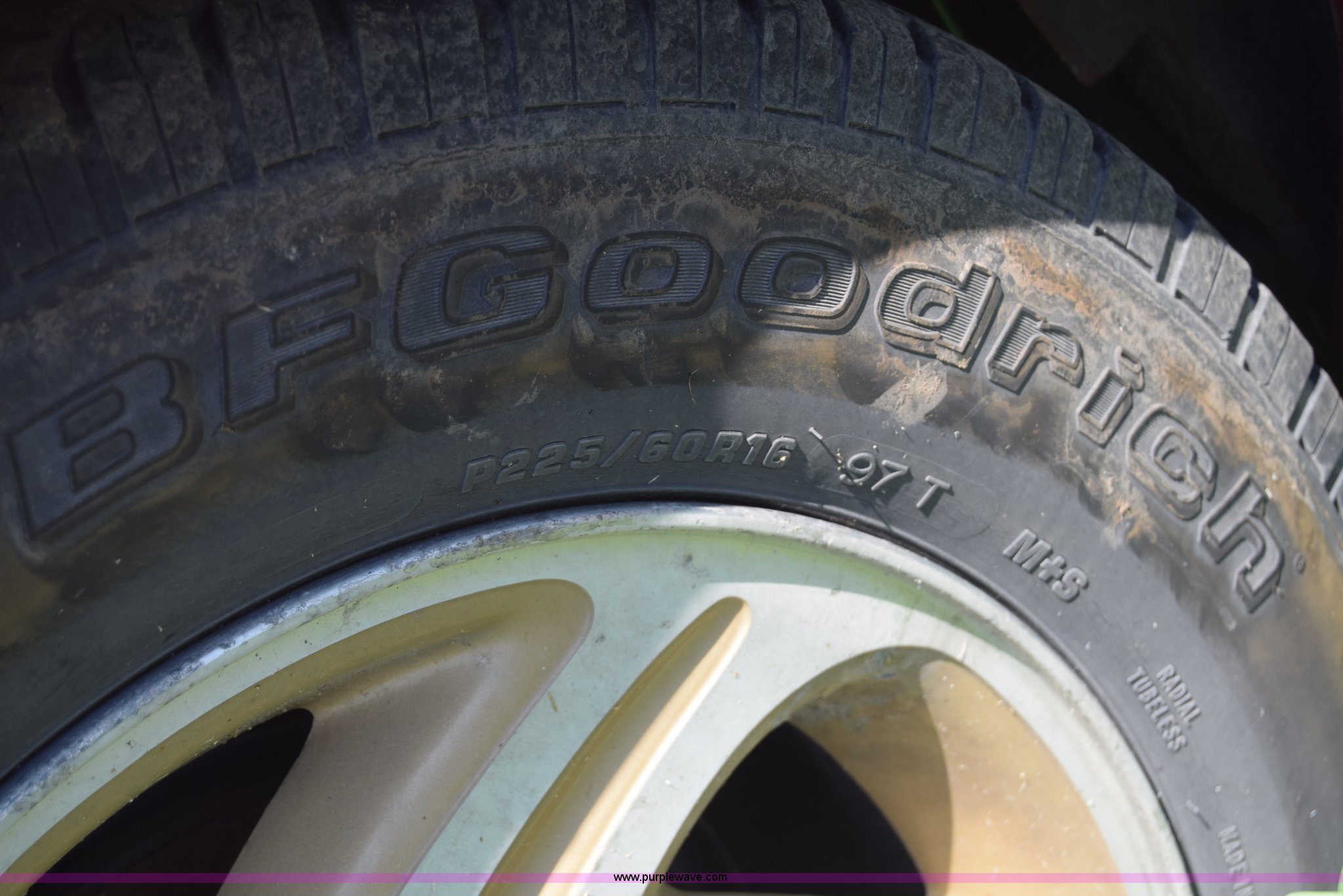 1994 Dodge Intrepid ES in Wichita, KS | Item J7885 sold | Purple Wave