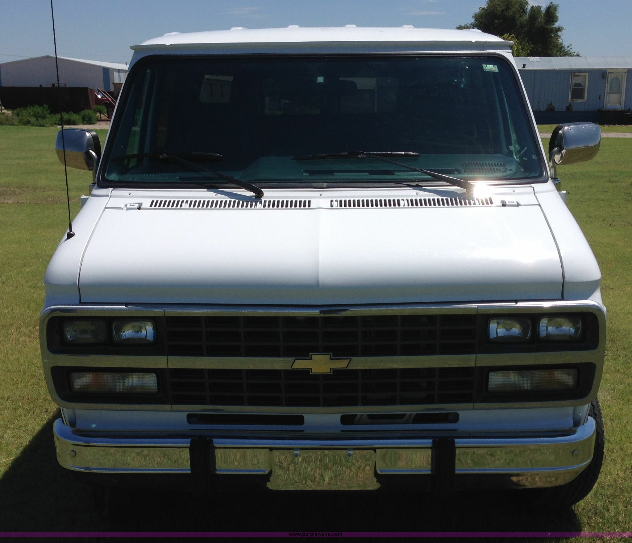 1995 Chevrolet G30 Extended Beauville van in Sublette, KS | Item D1652 ...