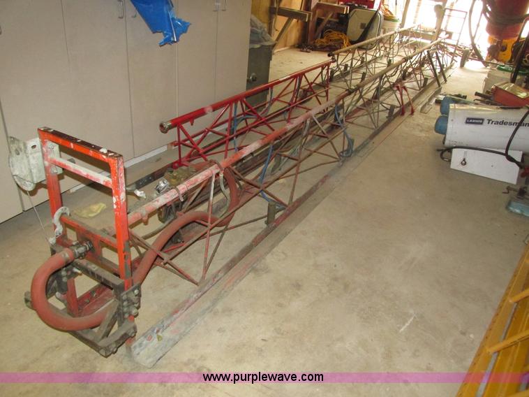 Allen 12 Razorback vibratory screed in Sioux City, IA | Item AV9138 ...
