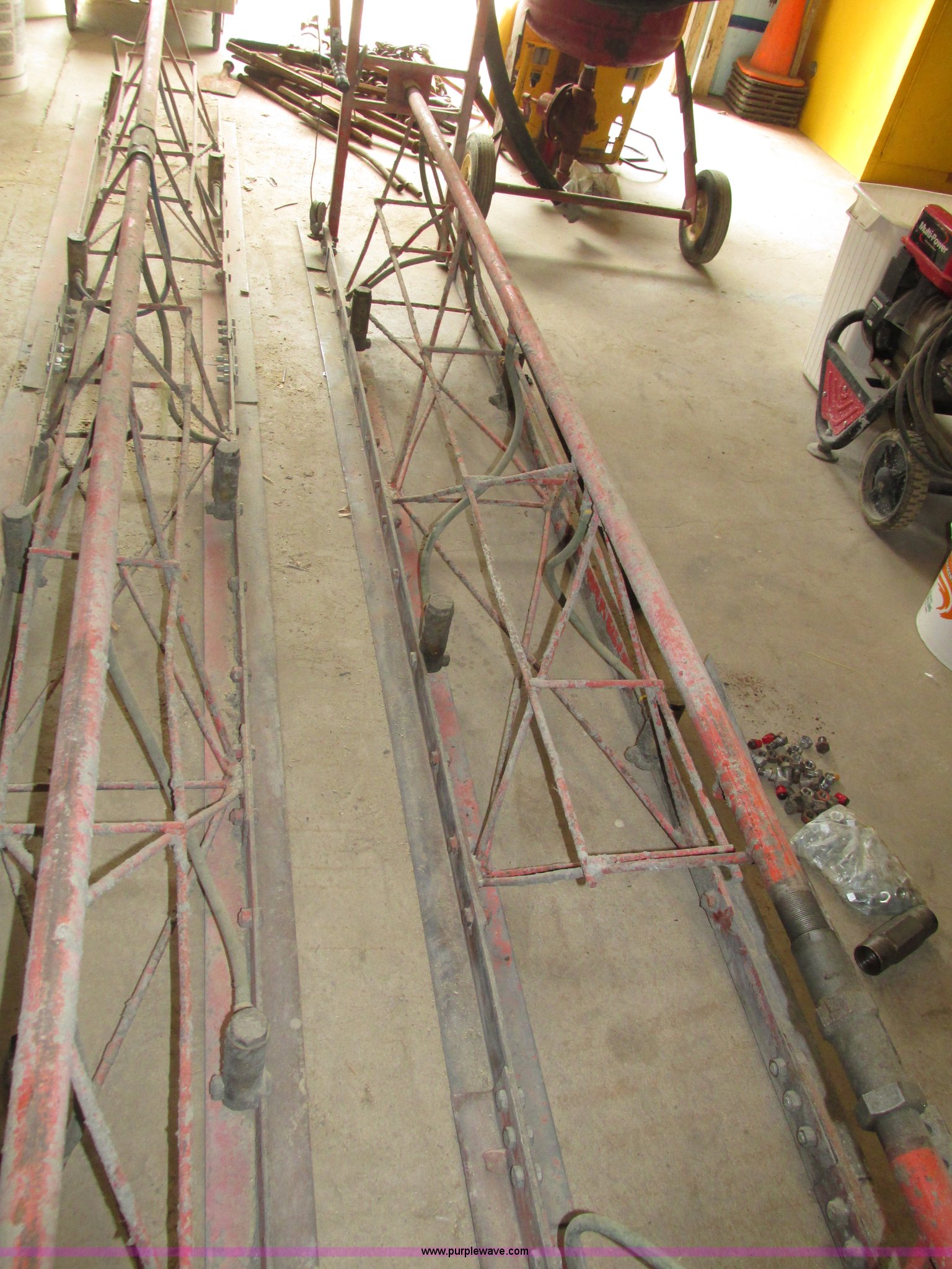 Allen 12 Razorback vibratory screed in Sioux City, IA | Item AV9138 ...