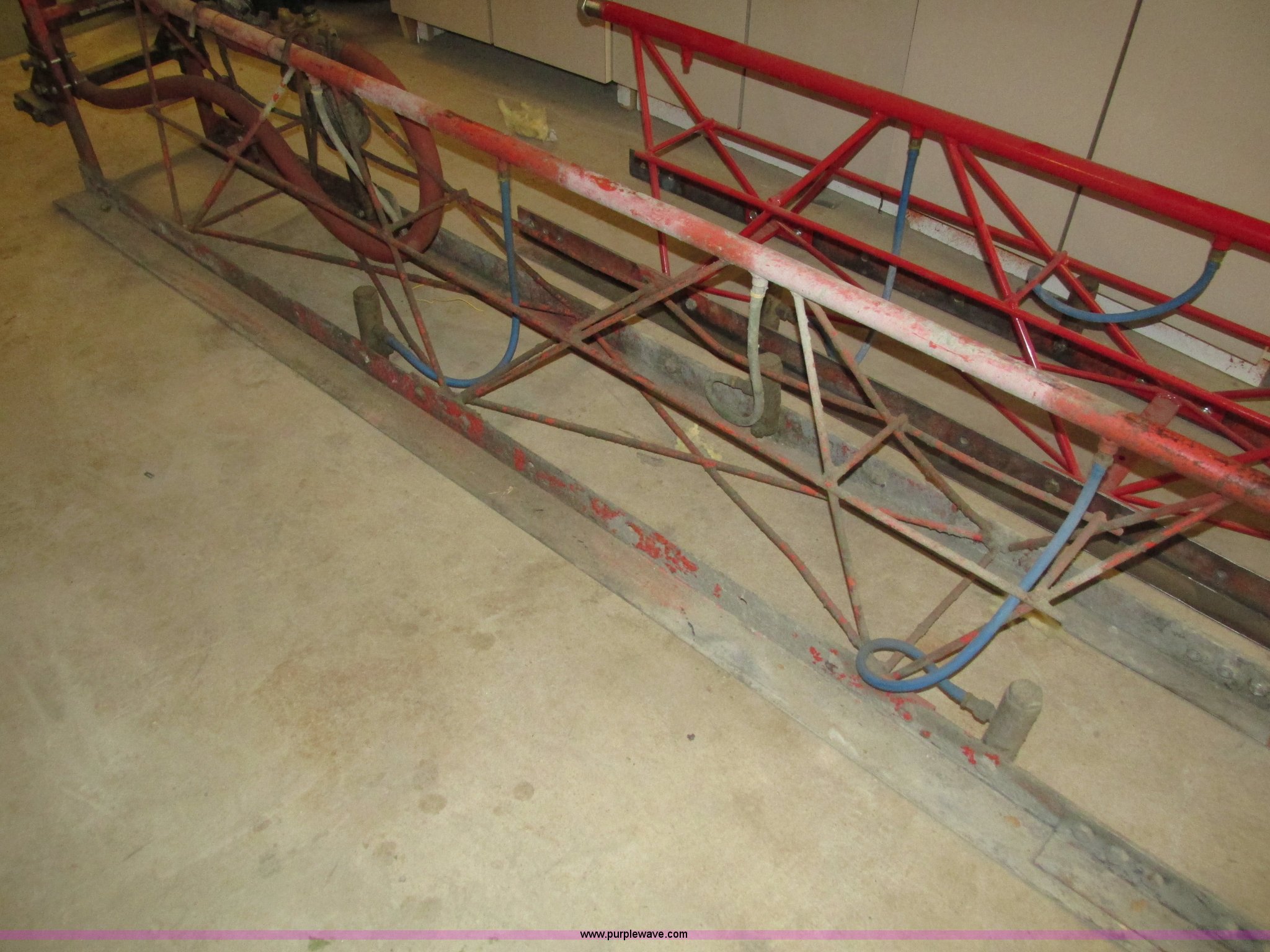 Allen 12 Razorback vibratory screed in Sioux City, IA | Item AV9138 ...