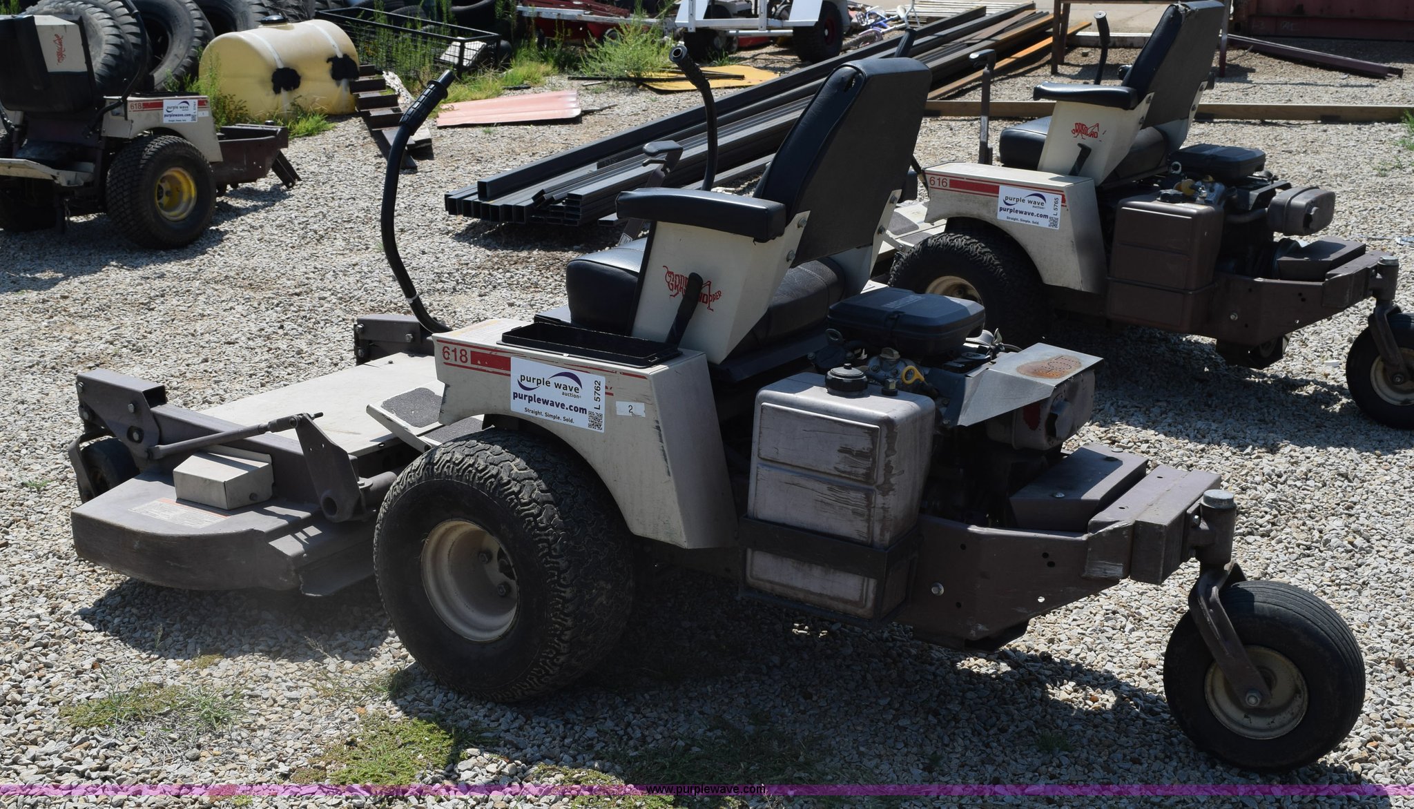 Grasshopper 618 lawn mower in Ellsworth, KS | Item L5762 sold | Purple Wave