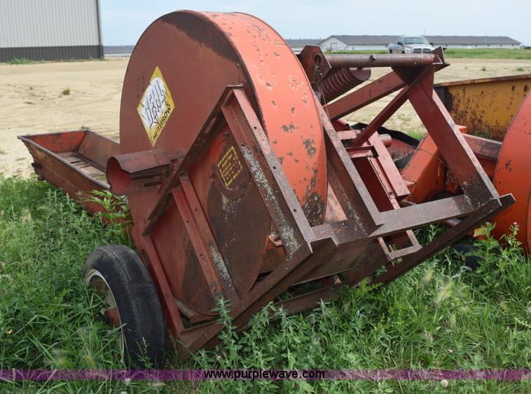 Gehl FB85 Hi-Thrown silage blower in Madison, SD | Item K6225 sold ...
