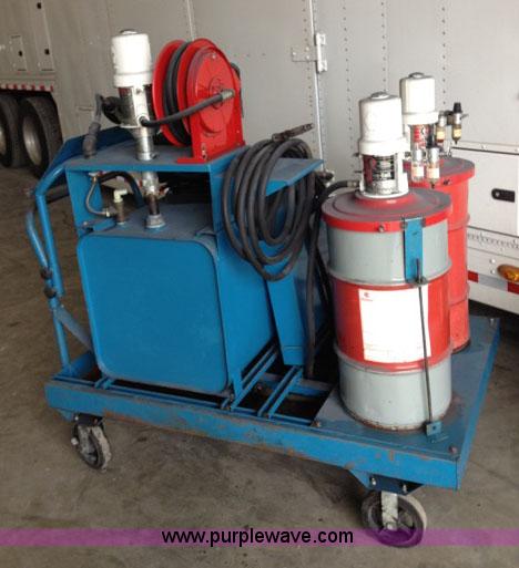 Sauk Valley mobile lubrication cart in Salina, KS | Item D1653 sold ...