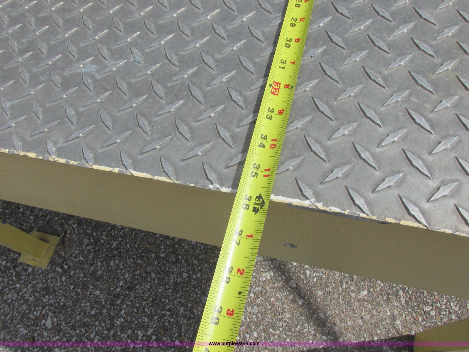 (3) work platforms in Wichita, KS | Item BN9911 sold | Purple Wave