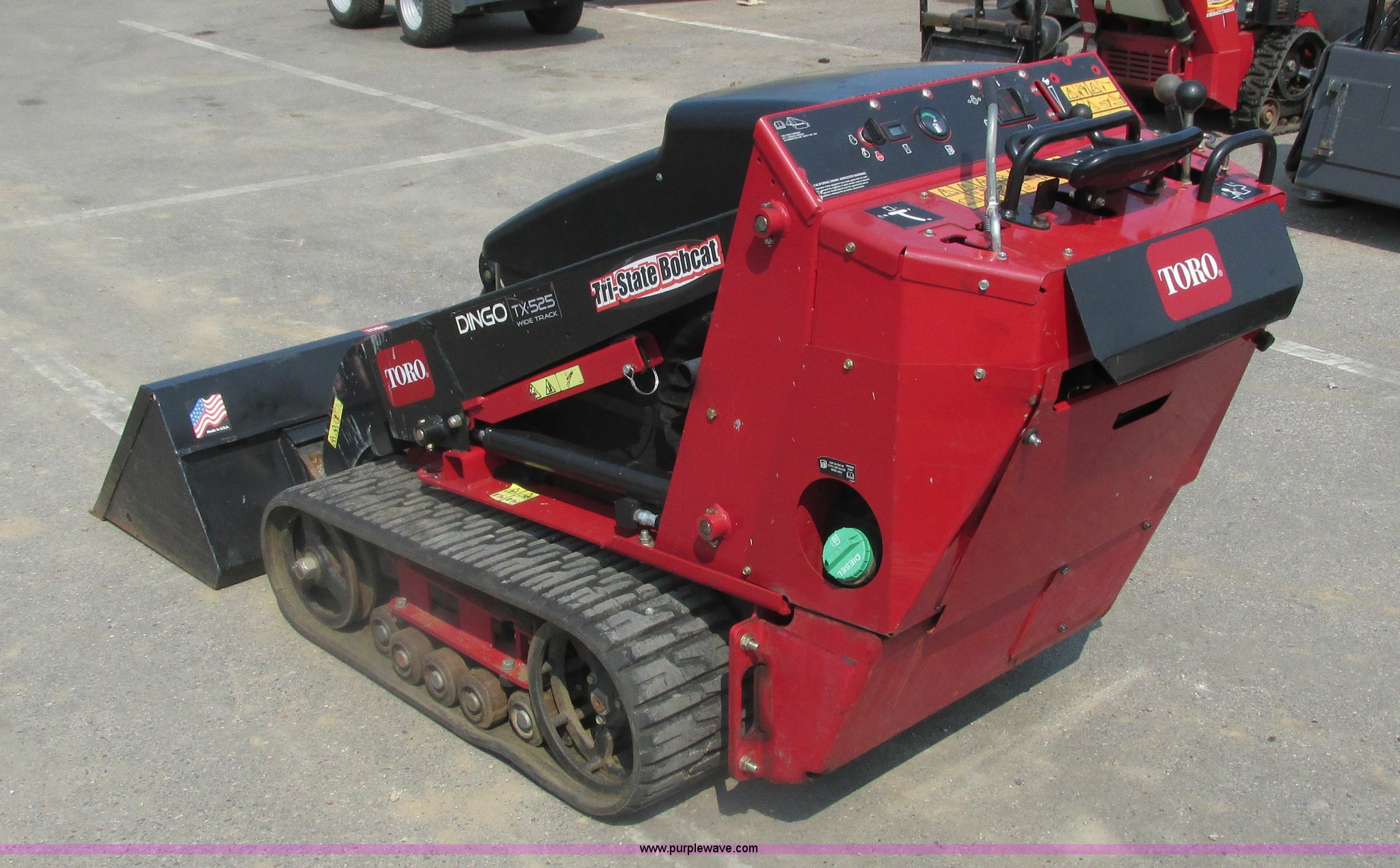 2014 Toro Dingo TX-525 walk-behind skid steer in Hudson, WI | Item ...
