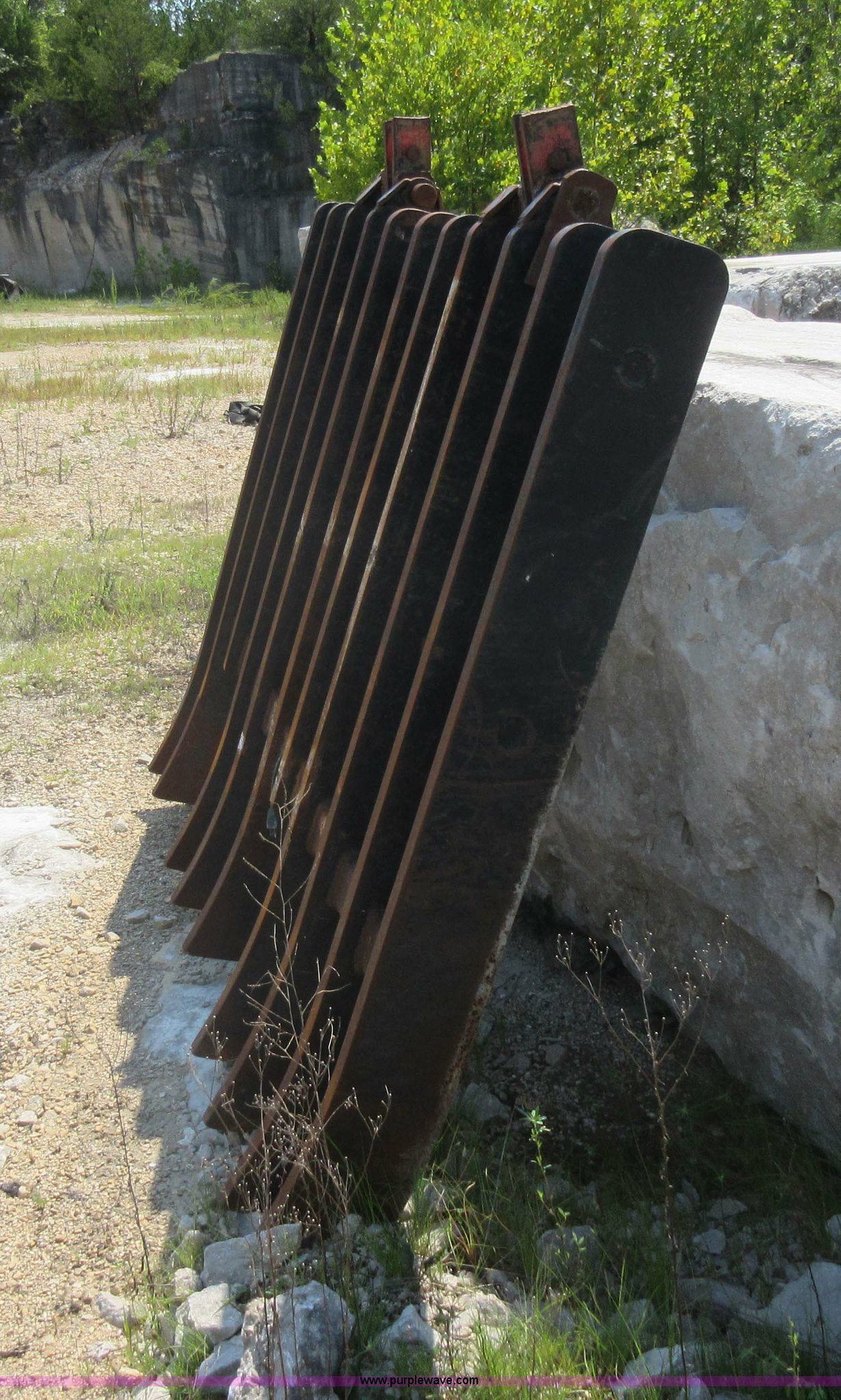 Rock rake in Ash Grove, MO | Item J8653 sold | Purple Wave