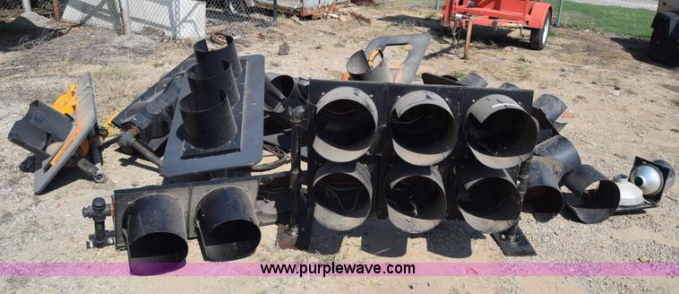 Assorted traffic light covers in Lyons, KS | Item BN9847 sold | Purple Wave